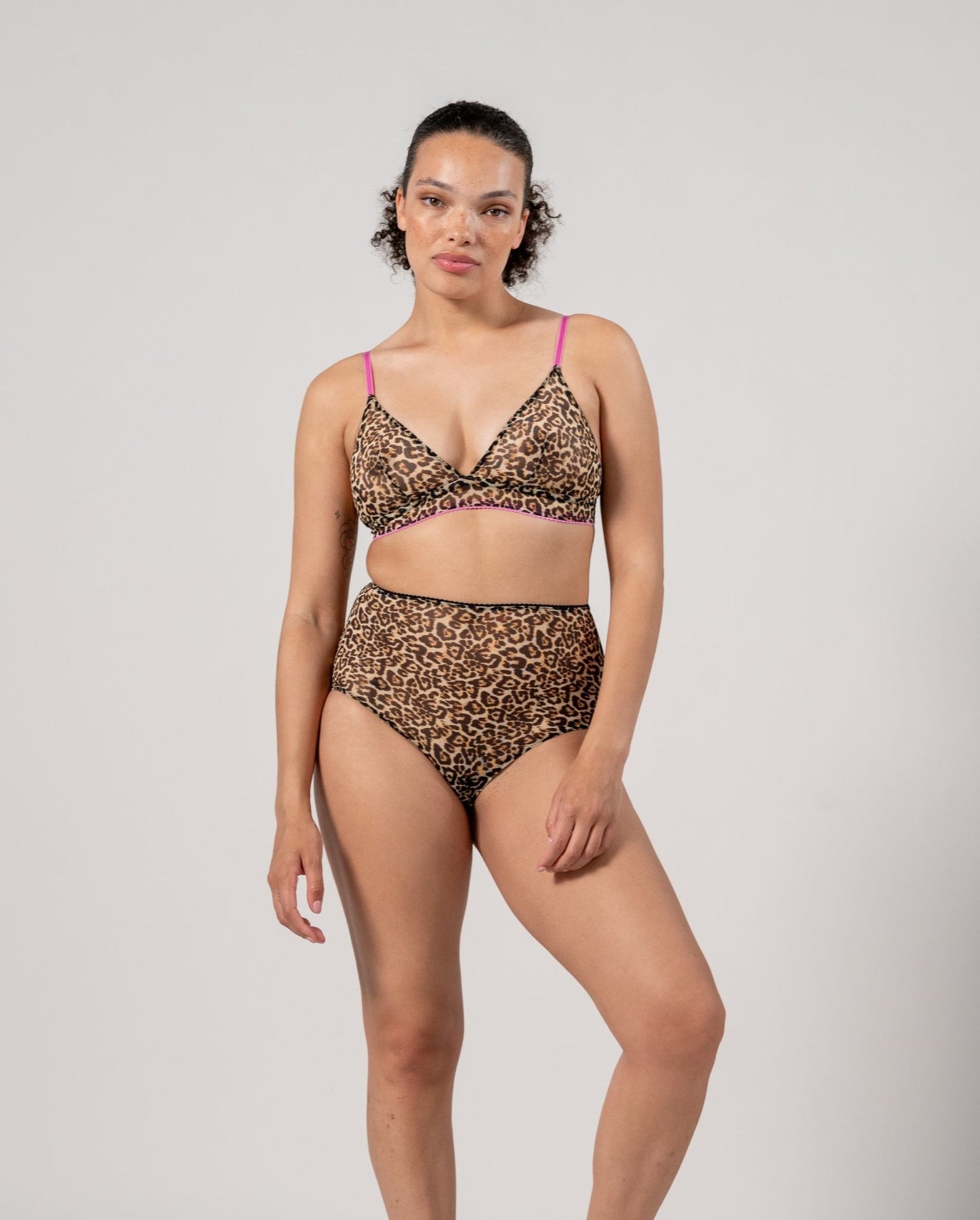 Mesh Triangle Bralette Leopard/Candy Pink • Understatement Underwear